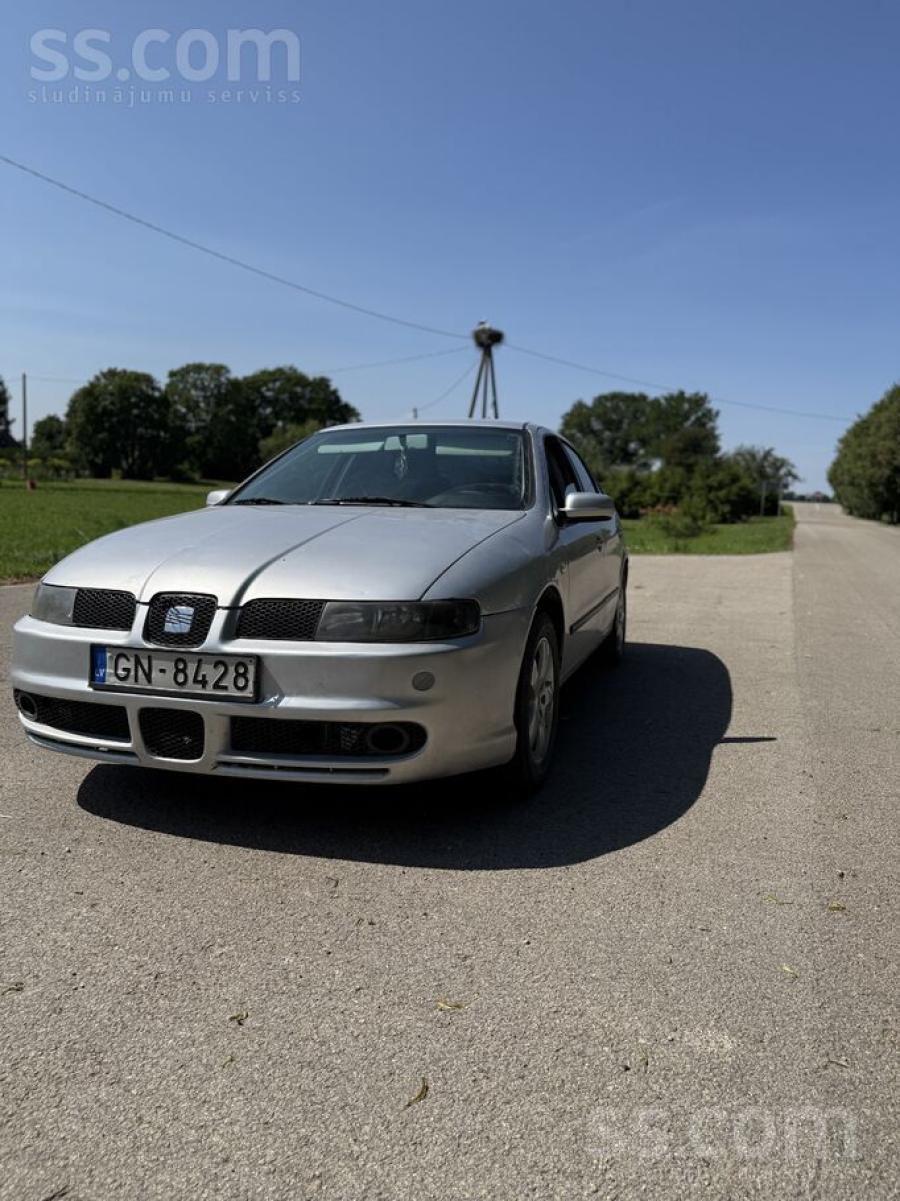 Grey SEAT Leon 2000 in Jelgava, with an engine capacity of 1.90 L and mileage of 433 thousand km for 1100 €, photo 3 on AUTOMOTO.COM.LV