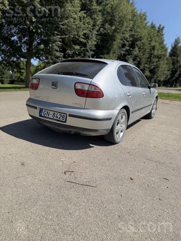 Grey SEAT Leon 2000 in Jelgava, with an engine capacity of 1.90 L and mileage of 433 thousand km for 1100 €, photo 3 on AUTOMOTO.COM.LV