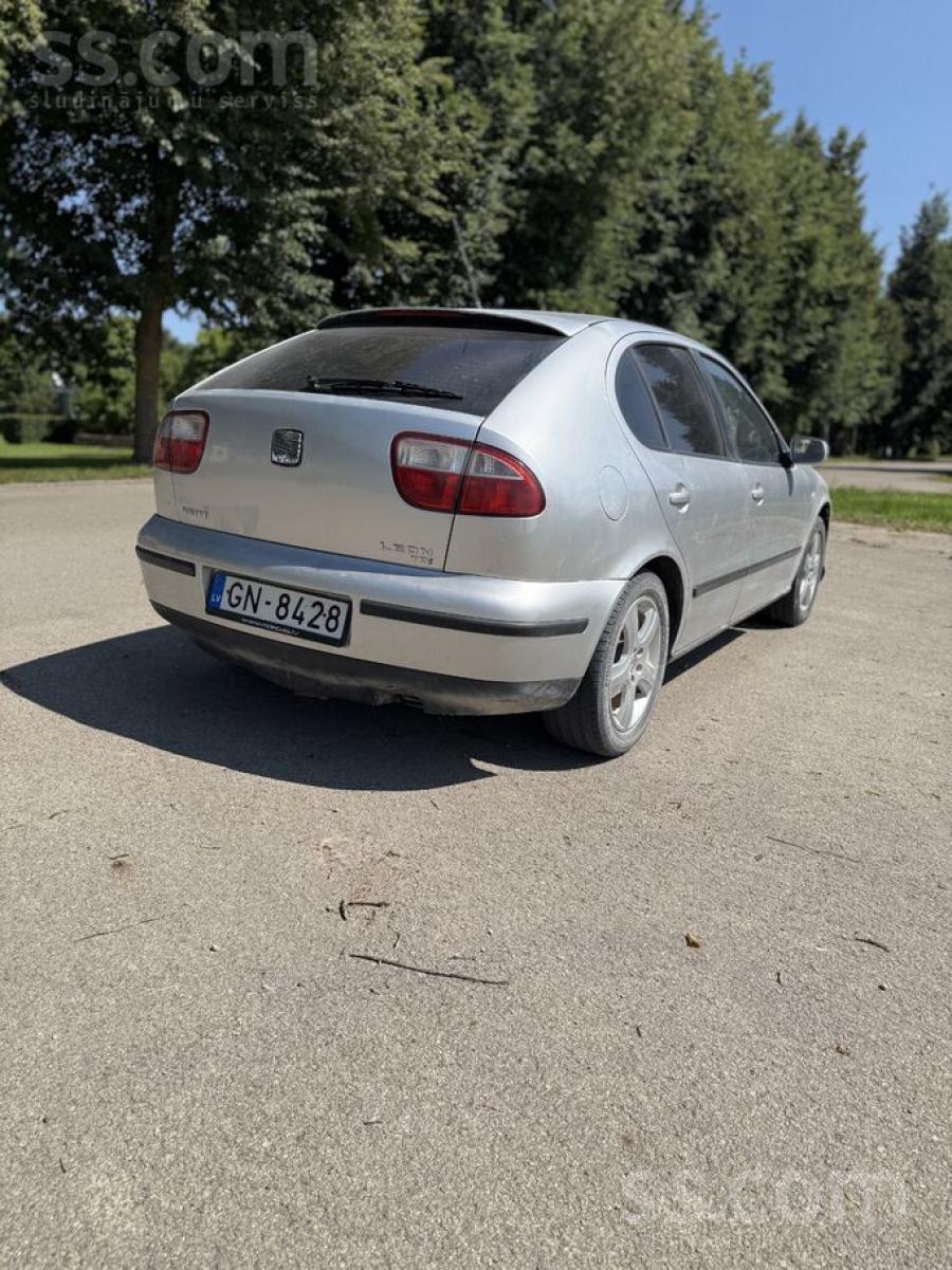 Grey SEAT Leon 2000 in Jelgava, with an engine capacity of 1.90 L and mileage of 433 thousand km for 1100 €, photo 4 on AUTOMOTO.COM.LV