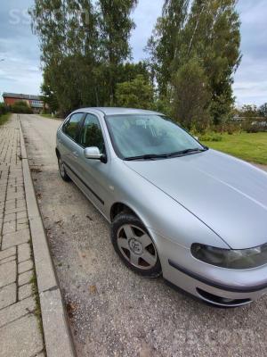Grey SEAT Leon 2000 in Aizkraukle, with an engine capacity of 1.60 L and mileage of 230 thousand km for 1100 €, photo 5 on AUTOMOTO.COM.LV