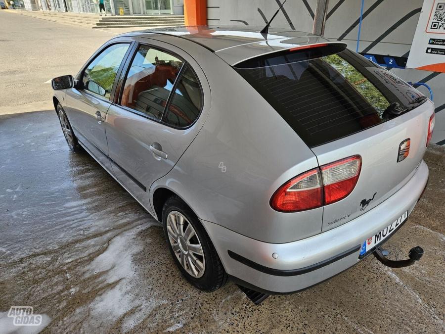 Grey SEAT Leon 2001 in Marijampole, with an engine capacity of 1.90 L and mileage of 327 thousand km for 950 €, photo 6 on AUTOMOTO.COM.LV