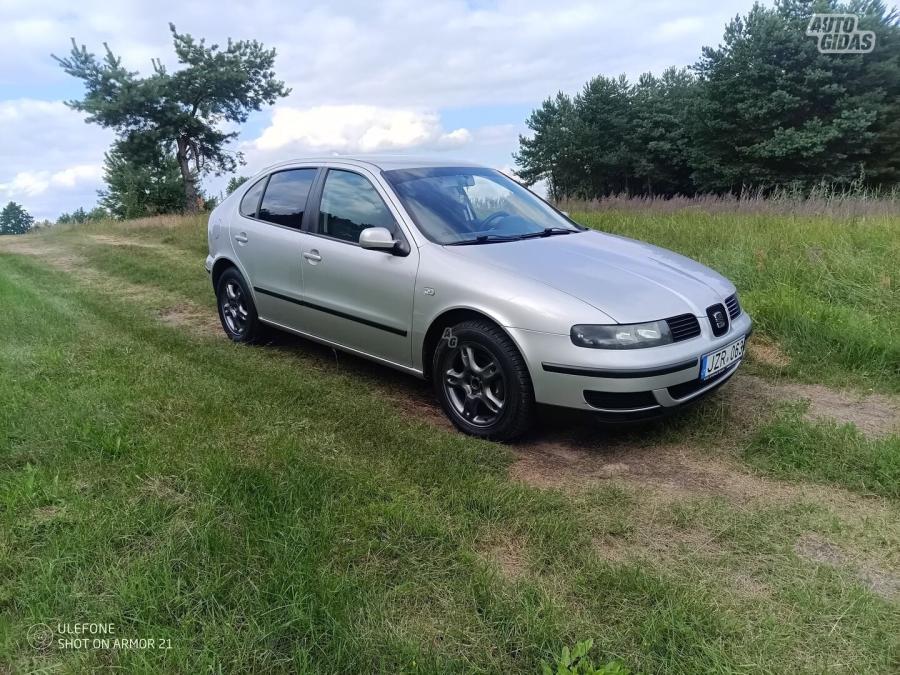 Pelēks SEAT Leon 2001 Kaišiadorys, ar dzinēja tilpumu 1.90 L un nobraukumu 350 tūkst. km par 930 €, foto 3 vietnē AUTOMOTO.COM.LV