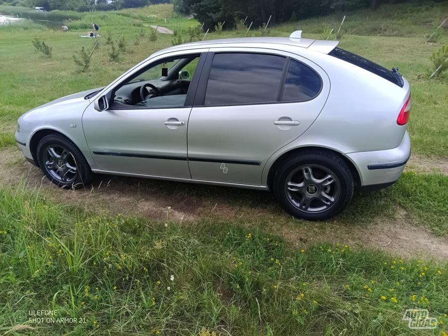 Pelēks SEAT Leon 2001 Kaišiadorys, ar dzinēja tilpumu 1.90 L un nobraukumu 350 tūkst. km par 930 €, foto 6 vietnē AUTOMOTO.COM.LV