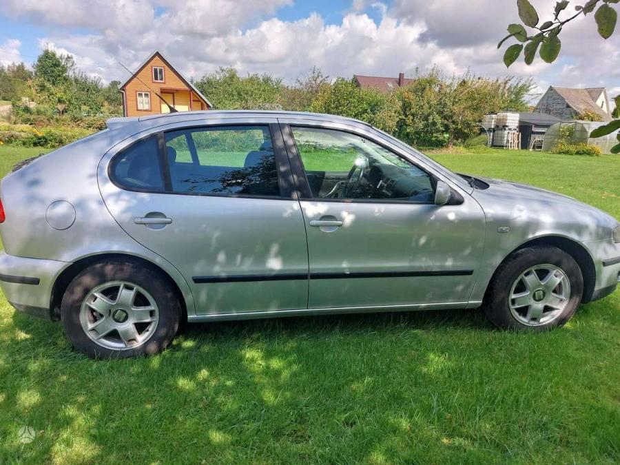 Pelēks SEAT Leon 2001 Marijampole, ar dzinēja tilpumu 1.90 L un nobraukumu 427 tūkst. km par 750 €, foto 7 vietnē AUTOMOTO.COM.LV