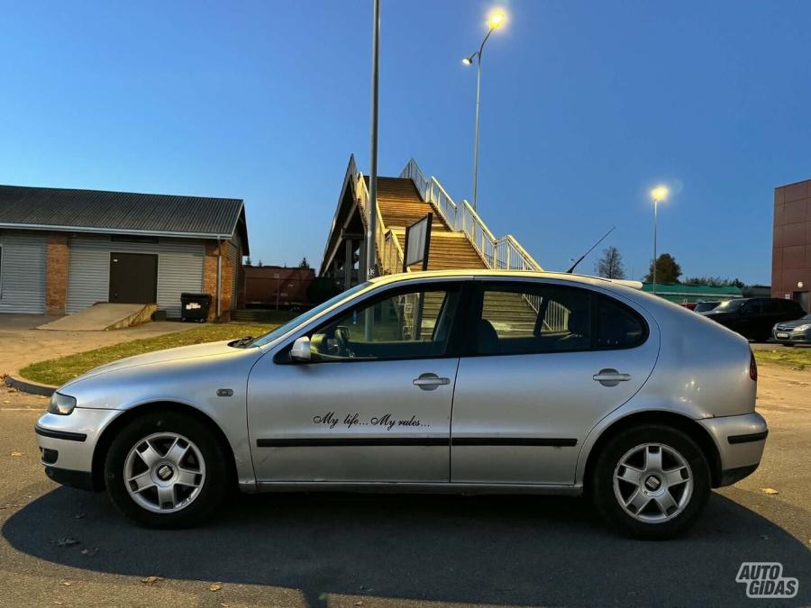 Grey SEAT Leon 2001 in Panevezys, with an engine capacity of 1.90 L and mileage of 0 thousand km for 555 €, photo 5 on AUTOMOTO.COM.LV