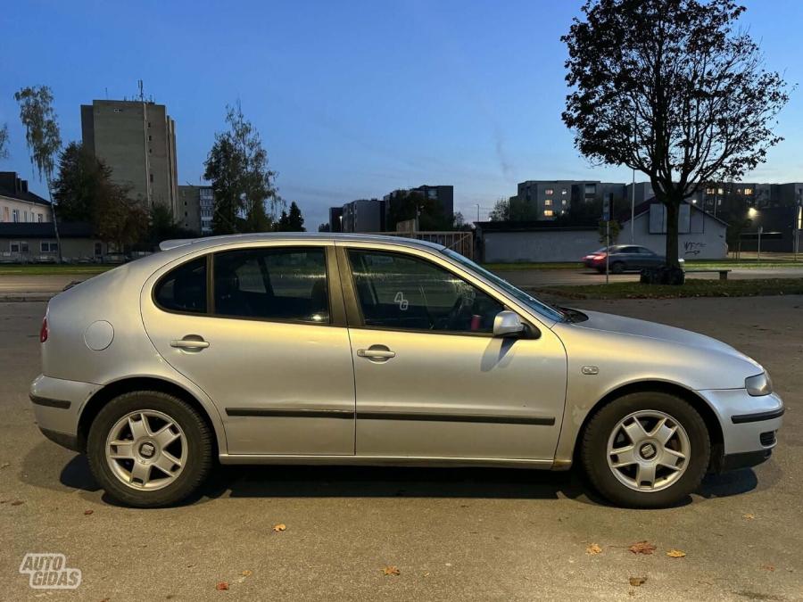Grey SEAT Leon 2001 in Panevezys, with an engine capacity of 1.90 L and mileage of 0 thousand km for 555 €, photo 6 on AUTOMOTO.COM.LV