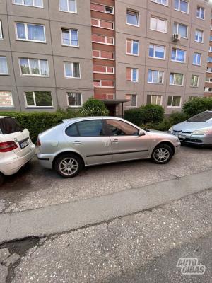 Grey SEAT Leon 2002 in Klaipeda, with an engine capacity of 1.90 L and mileage of 276 thousand km for 1000 €, photo 4 on AUTOMOTO.COM.LV