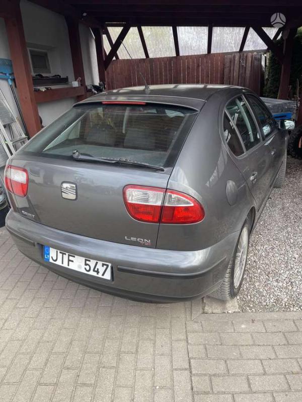 Pelēks SEAT Leon 2002 Šilutė, ar dzinēja tilpumu 1.90 L un nobraukumu 280 tūkst. km par 2400 €, foto 3 vietnē AUTOMOTO.COM.LV