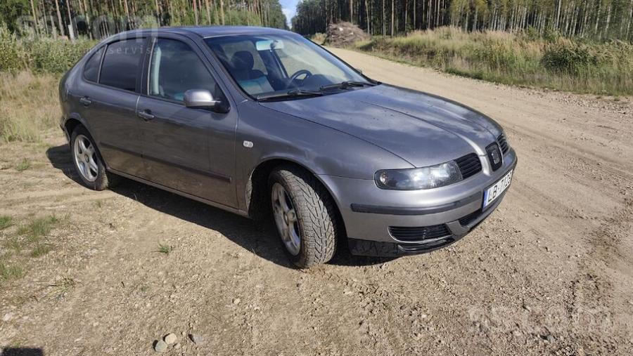 Grey SEAT Leon 2002 in Daugavpils, with an engine capacity of 1.90 L and mileage of 317 thousand km for 1300 €, photo 1 on AUTOMOTO.COM.LV