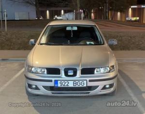 Pelēks SEAT Leon 2002 Tallina, ar dzinēja tilpumu 1.60 L un nobraukumu 266 tūkst. km par 1499 €, foto  vietnē AUTOMOTO.COM.LV