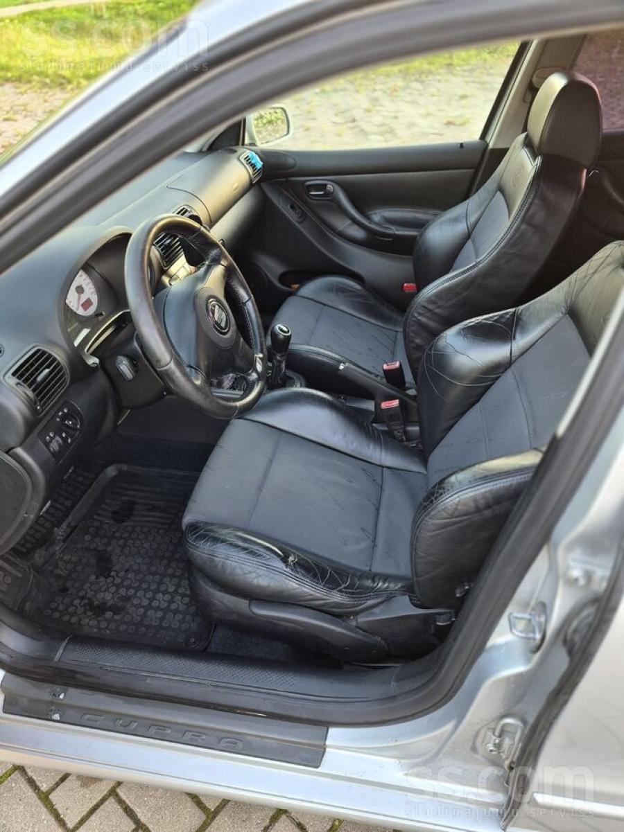 Pelēks SEAT Leon 2002 Valmiera, ar dzinēja tilpumu 1.90 L un nobraukumu 365 tūkst. km par 3899 €, foto 10 vietnē AUTOMOTO.COM.LV