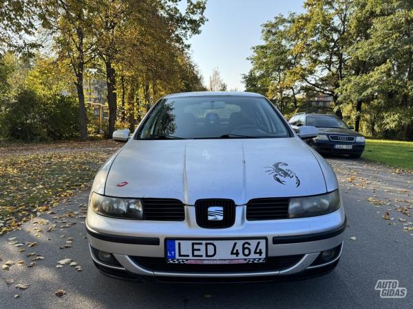 Сеат Леон 2002 в Паневежис на AUTOMOTO.COM.LV Серый Сеат Леон 2002 в Паневежис, объемом двигателя 1.90 л и пробегом 363 тыс. км за 555 €, фото 3 на AUTOMOTO.COM.LV