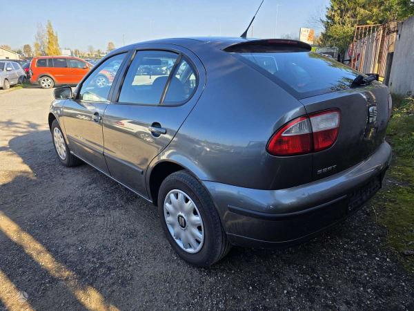 Grey SEAT Leon 2002 in Utena, with an engine capacity of 1.90 L and mileage of 308 thousand km for 1750 €, photo 5 on AUTOMOTO.COM.LV