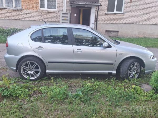 Pelēks SEAT Leon 2003 Rīga, ar dzinēja tilpumu 1.60 L un nobraukumu 30 tūkst. km par 1890 €, foto 5 vietnē AUTOMOTO.COM.LV