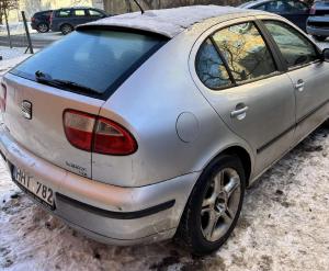 Pelēks SEAT Leon 2003 Kauņa, ar dzinēja tilpumu 1.90 L un nobraukumu 341 tūkst. km par 950 €, foto 3 vietnē AUTOMOTO.COM.LV