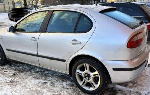 Pelēks SEAT Leon 2003 Kauņa, ar dzinēja tilpumu 1.90 L un nobraukumu 341 tūkst. km par 950 €, foto 12 vietnē AUTOMOTO.COM.LV
