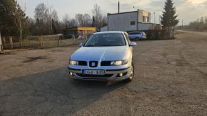 Pelēks SEAT Leon 2003 Kupiškis, ar dzinēja tilpumu 1.60 L un nobraukumu 150 tūkst. km par 900 €, foto  vietnē AUTOMOTO.COM.LV