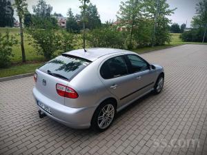 Pelēks SEAT Leon 2003 Jēkabpils, ar dzinēja tilpumu 1.60 L un nobraukumu 304 tūkst. km par 1650 €, foto 5 vietnē AUTOMOTO.COM.LV
