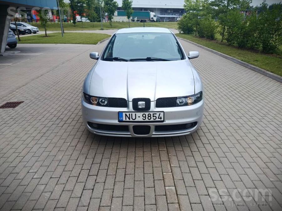 Pelēks SEAT Leon 2003 Jēkabpils, ar dzinēja tilpumu 1.60 L un nobraukumu 304 tūkst. km par 1650 €, foto 7 vietnē AUTOMOTO.COM.LV