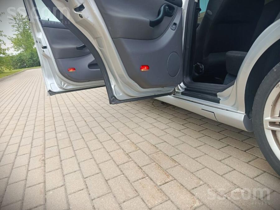 Pelēks SEAT Leon 2003 Jēkabpils, ar dzinēja tilpumu 1.60 L un nobraukumu 304 tūkst. km par 1650 €, foto 15 vietnē AUTOMOTO.COM.LV