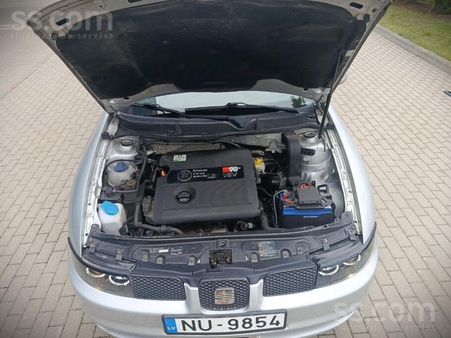 Pelēks SEAT Leon 2003 Jēkabpils, ar dzinēja tilpumu 1.60 L un nobraukumu 304 tūkst. km par 1650 €, foto 18 vietnē AUTOMOTO.COM.LV