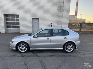 Pelēks SEAT Leon 2005 Viļņa, ar dzinēja tilpumu 1.90 L un nobraukumu 311 tūkst. km par 3000 €, foto 3 vietnē AUTOMOTO.COM.LV
