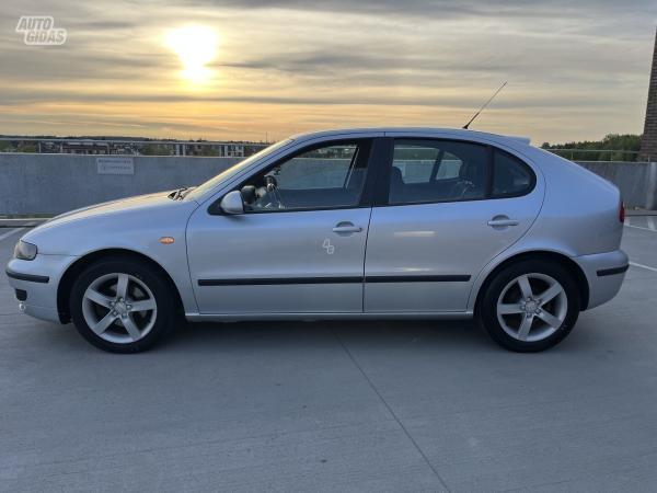 Grey SEAT Leon 2005 in Vilnius, with an engine capacity of 1.90 L and mileage of 387 thousand km for 1550 €, photo 2 on AUTOMOTO.COM.LV