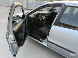 Pelēks SEAT Leon 2005 Viļņa, ar dzinēja tilpumu 1.90 L un nobraukumu 387 tūkst. km par 1550 €, foto 14 vietnē AUTOMOTO.COM.LV