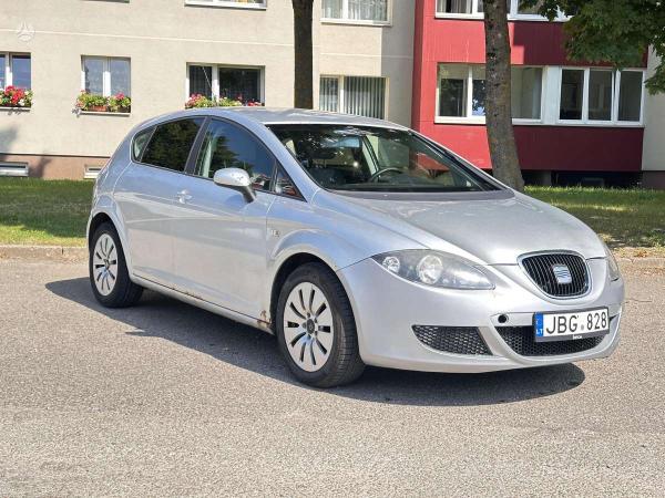 Grey SEAT Leon 2005 in Kaunas, with an engine capacity of 1.90 L and mileage of 275 thousand km for 1650 €, photo 1 on AUTOMOTO.COM.LV