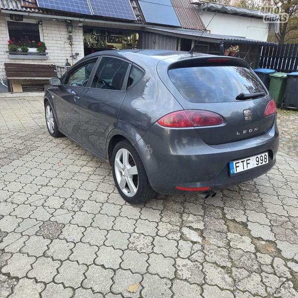 SEAT Leon 2005 Panevēža vietnē Pelēks SEAT Leon 2005 Panevēža, ar dzinēja tilpumu 2.00 L un nobraukumu 195 tūkst. km par 1250 €, foto 5 vietnē AUTOMOTO.COM.LV