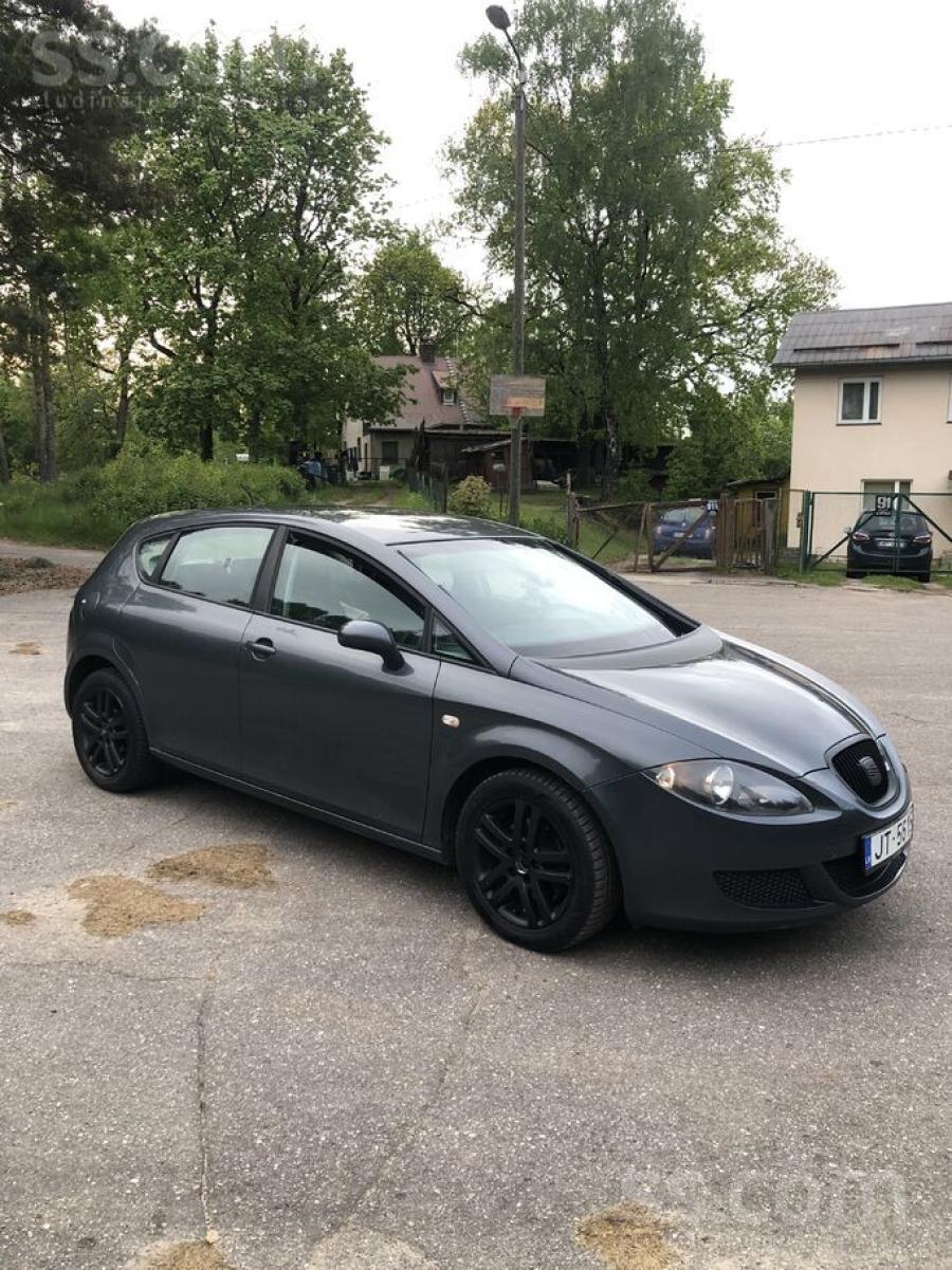 Pelēks SEAT Leon 2006 Rīga, ar dzinēja tilpumu 1.90 L un nobraukumu 273 tūkst. km par 2000 €, foto 2 vietnē AUTOMOTO.COM.LV