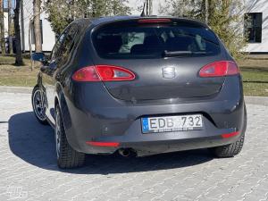 Pelēks SEAT Leon 2006 Šauļi, ar dzinēja tilpumu 1.90 L un nobraukumu 3 tūkst. km par 1250 €, foto 5 vietnē AUTOMOTO.COM.LV