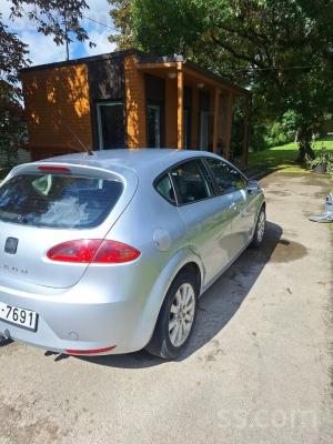 Pelēks SEAT Leon 2006 Bauska, ar dzinēja tilpumu 1.90 L un nobraukumu 348 tūkst. km par 1500 €, foto 5 vietnē AUTOMOTO.COM.LV