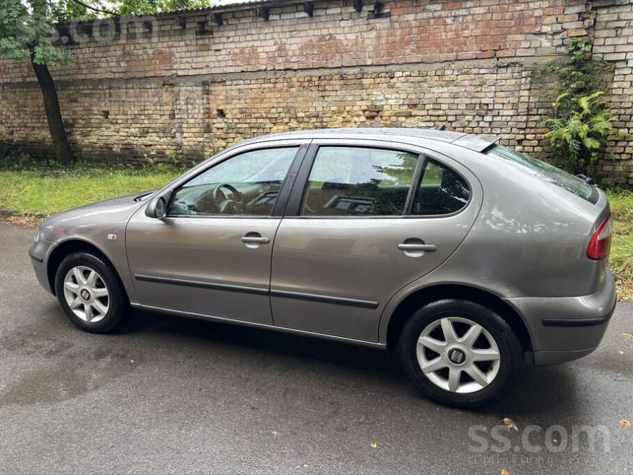 Pelēks SEAT Leon 2006 Rīga, ar dzinēja tilpumu 1.90 L un nobraukumu 271 tūkst. km par 2890 €, foto 8 vietnē AUTOMOTO.COM.LV