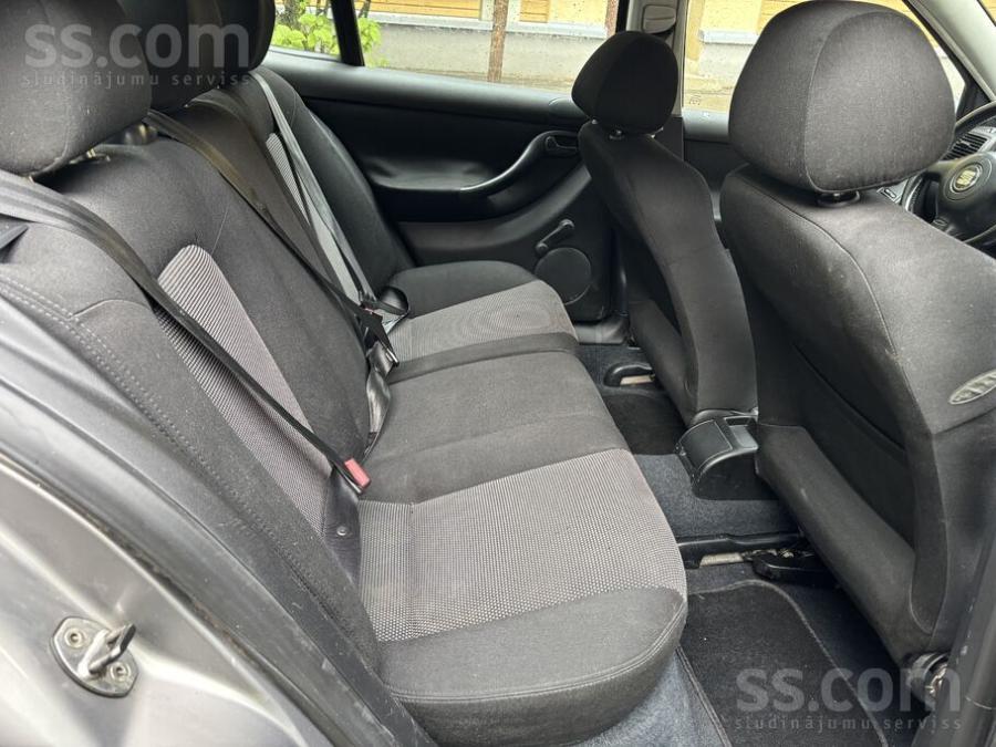 Pelēks SEAT Leon 2006 Rīga, ar dzinēja tilpumu 1.90 L un nobraukumu 271 tūkst. km par 2890 €, foto 9 vietnē AUTOMOTO.COM.LV