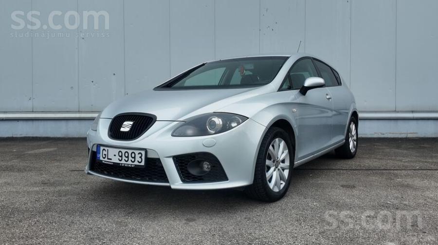 Grey SEAT Leon 2006 in Jelgava, with an engine capacity of 2.00 L and mileage of 340 thousand km for 4000 €, photo 4 on AUTOMOTO.COM.LV