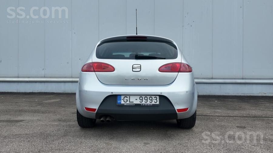 Grey SEAT Leon 2006 in Jelgava, with an engine capacity of 2.00 L and mileage of 340 thousand km for 4000 €, photo 6 on AUTOMOTO.COM.LV