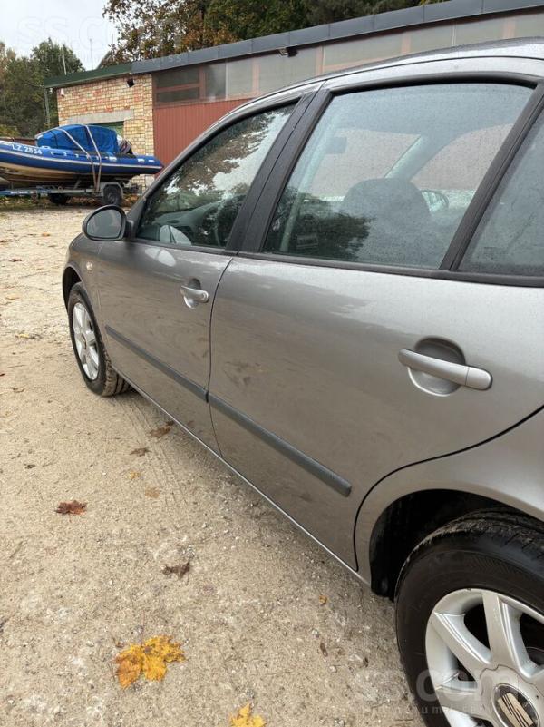 Grey SEAT Leon 2006 in Riga, with an engine capacity of 1.90 L and mileage of 271 thousand km for 2850 €, photo 10 on AUTOMOTO.COM.LV