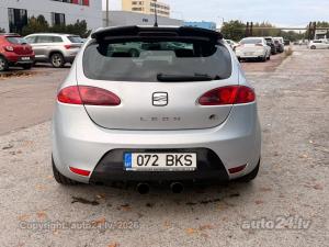 Pelēks SEAT Leon 2006 Tallina, ar dzinēja tilpumu 2.00 L un nobraukumu 31 tūkst. km par 2650 €, foto 5 vietnē AUTOMOTO.COM.LV