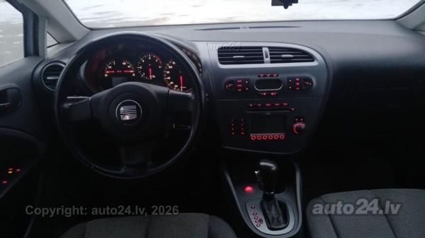 Pelēks SEAT Leon 2007 Tallina, ar dzinēja tilpumu 2.00 L un nobraukumu 259 tūkst. km par 2498 €, foto 7 vietnē AUTOMOTO.COM.LV