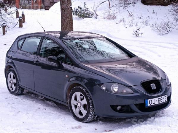 Grey SEAT Leon 2007 in Ogre, with an engine capacity of 1.90 L and mileage of 303 thousand km for 1900 €, photo 1 on AUTOMOTO.COM.LV