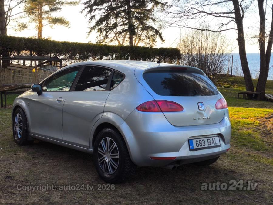 Grey SEAT Leon 2007 in Tallinn, with an engine capacity of 2.00 L and mileage of 264 thousand km for 1498 €, photo 5 on AUTOMOTO.COM.LV