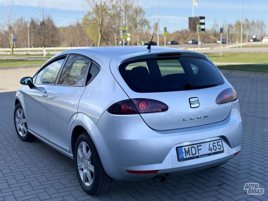 Pelēks SEAT Leon 2007 Radviliškis, ar dzinēja tilpumu 1.90 L un nobraukumu 387 tūkst. km par 1500 €, foto 4 vietnē AUTOMOTO.COM.LV