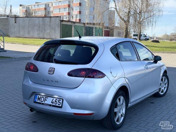 Pelēks SEAT Leon 2007 Radviliškis, ar dzinēja tilpumu 1.90 L un nobraukumu 387 tūkst. km par 1500 €, foto 4 vietnē AUTOMOTO.COM.LV