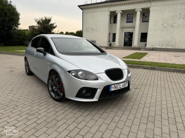 Grey SEAT Leon 2007 in Klaipeda, with an engine capacity of 2.00 L and mileage of 221 thousand km for 5500 €, photo 1 on AUTOMOTO.COM.LV