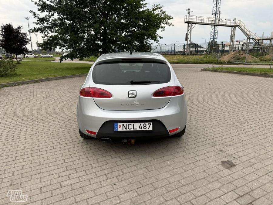 Grey SEAT Leon 2007 in Klaipeda, with an engine capacity of 2.00 L and mileage of 221 thousand km for 5500 €, photo 6 on AUTOMOTO.COM.LV