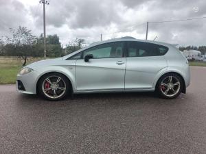 Grey SEAT Leon 2007 in Radviliskis, with an engine capacity of 1.98 L and mileage of 271 thousand km for 5500 €, photo  on AUTOMOTO.COM.LV