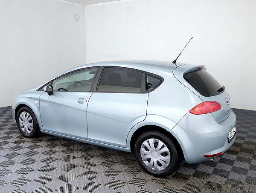 Grey SEAT Leon 2007 in Tallinn, with an engine capacity of 1.60 L and mileage of 212 thousand km for 1199 €, photo 5 on AUTOMOTO.COM.LV