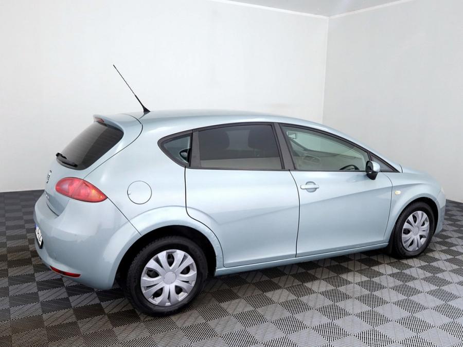 Grey SEAT Leon 2007 in Tallinn, with an engine capacity of 1.60 L and mileage of 212 thousand km for 1199 €, photo 11 on AUTOMOTO.COM.LV
