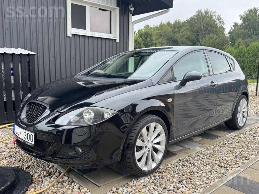 Pelēks SEAT Leon 2007 Rīga, ar dzinēja tilpumu 1.90 L un nobraukumu 285 tūkst. km par 4400 €, foto 1 vietnē AUTOMOTO.COM.LV